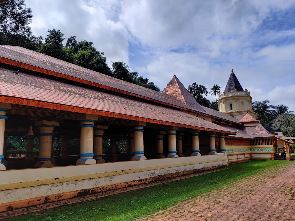 Shri Lakshminarasimha Temple - Tripopola
