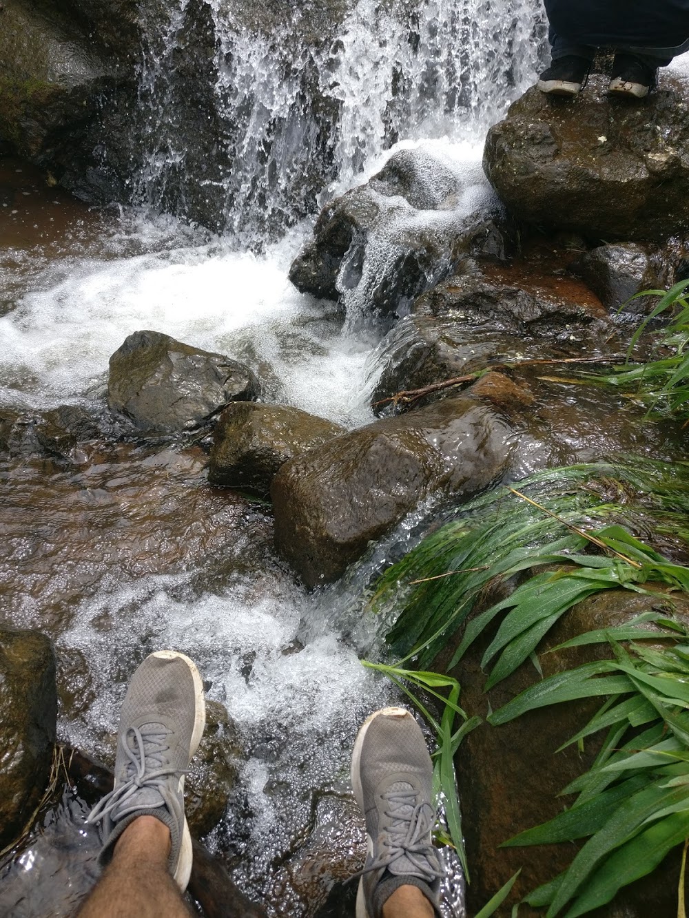 Malawali Waterfall - Tripopola